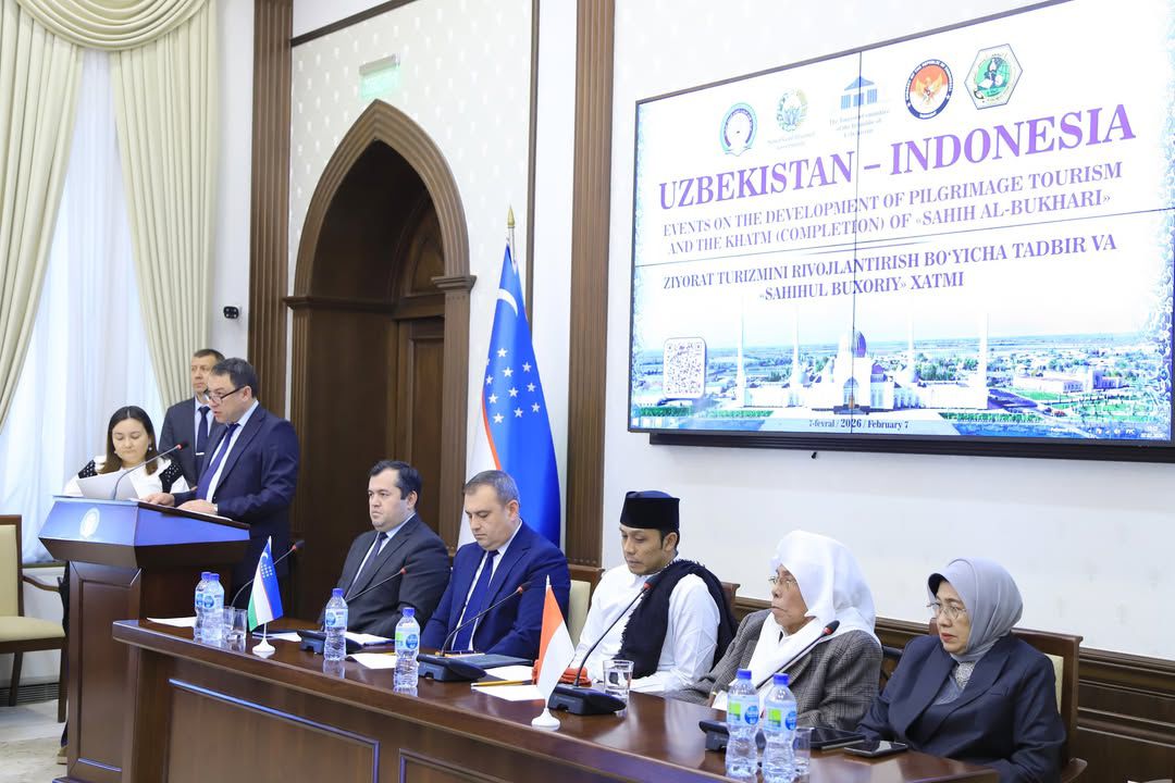 Khatam Sahih Bukhari Di Makam Imam Bukhari Pengasuh Al Falah Ploso